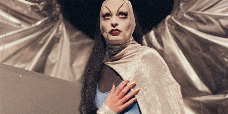 Miss X on set as Queen Veneer - Doris Fish Forever